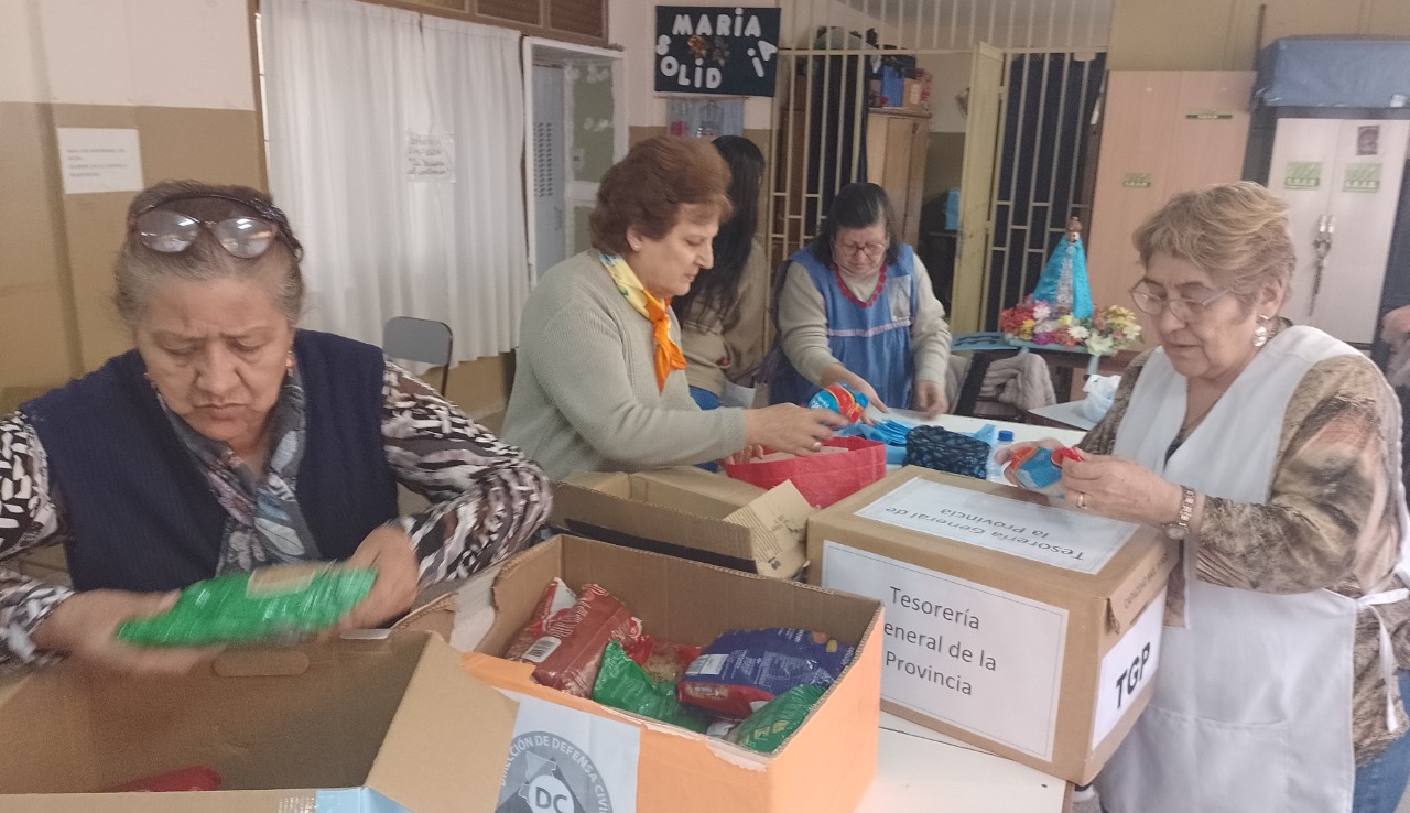 María Solidaria asiste a los peregrinos y a los más necesitados - La ...