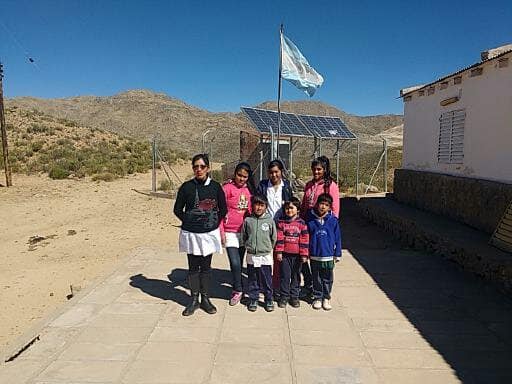 Escuela rural esperó 20 años para tener luz y necesita una estufa para ...