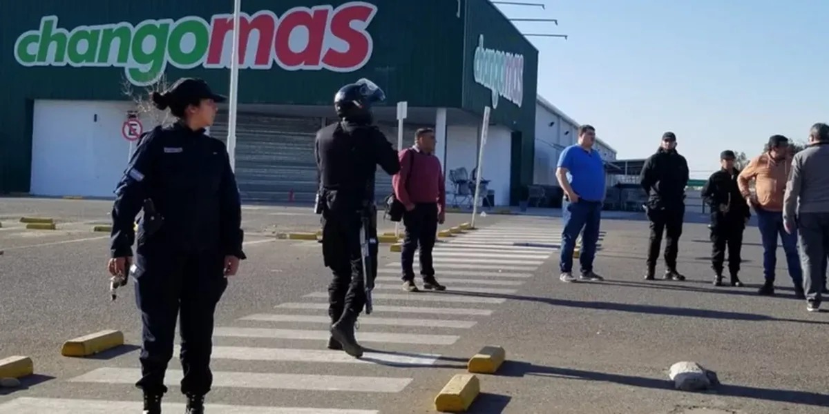 El intento de saqueo desde adentro: la versión de Chango Mas - La Unión ...