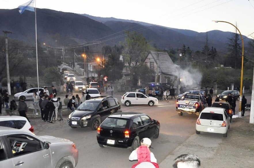 El Rodeo con una afluencia de casi 4.000 jóvenes y "muy buen ...