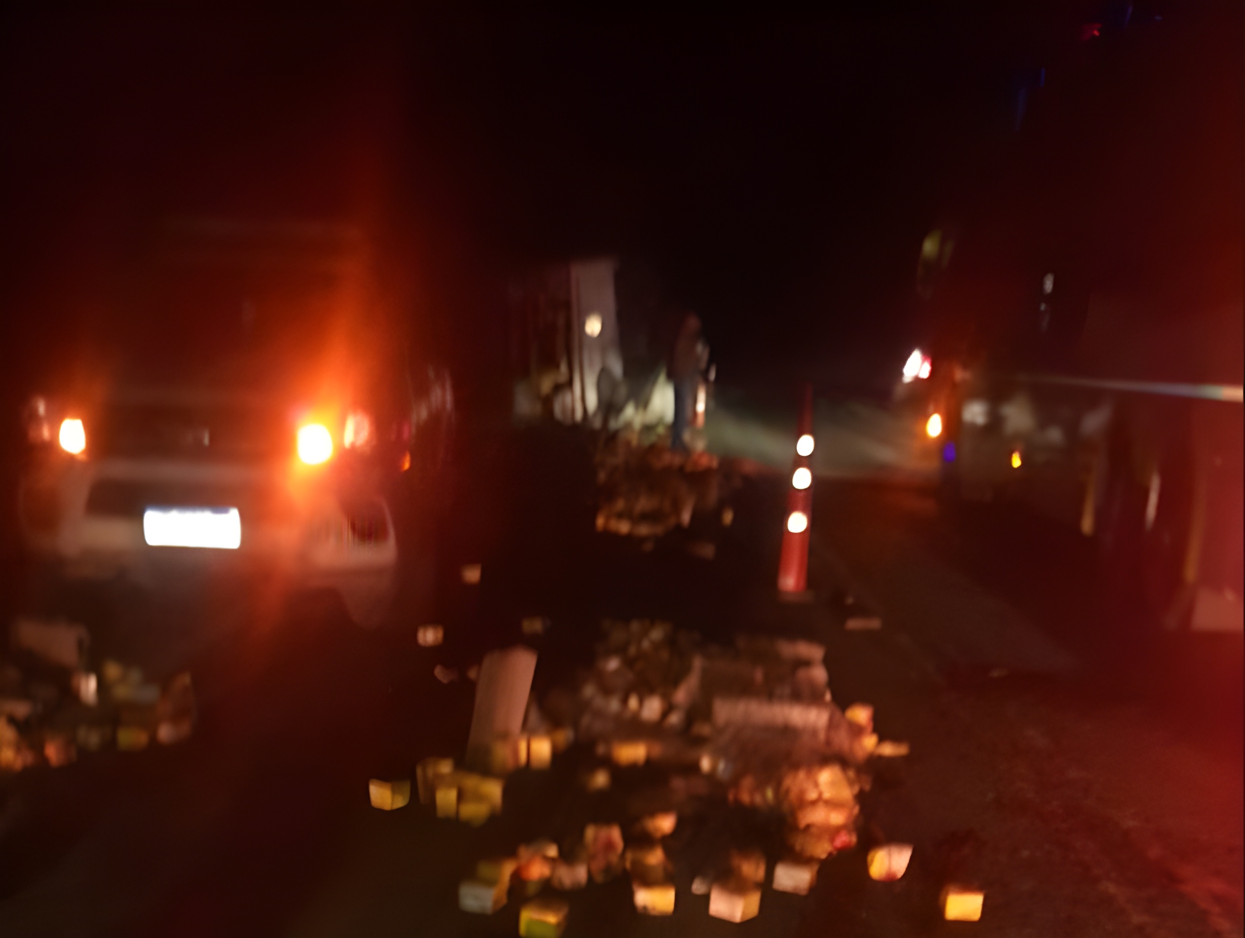 Precaución: Un camión volcó en la Cuesta del Totoral y un lote de puré ...
