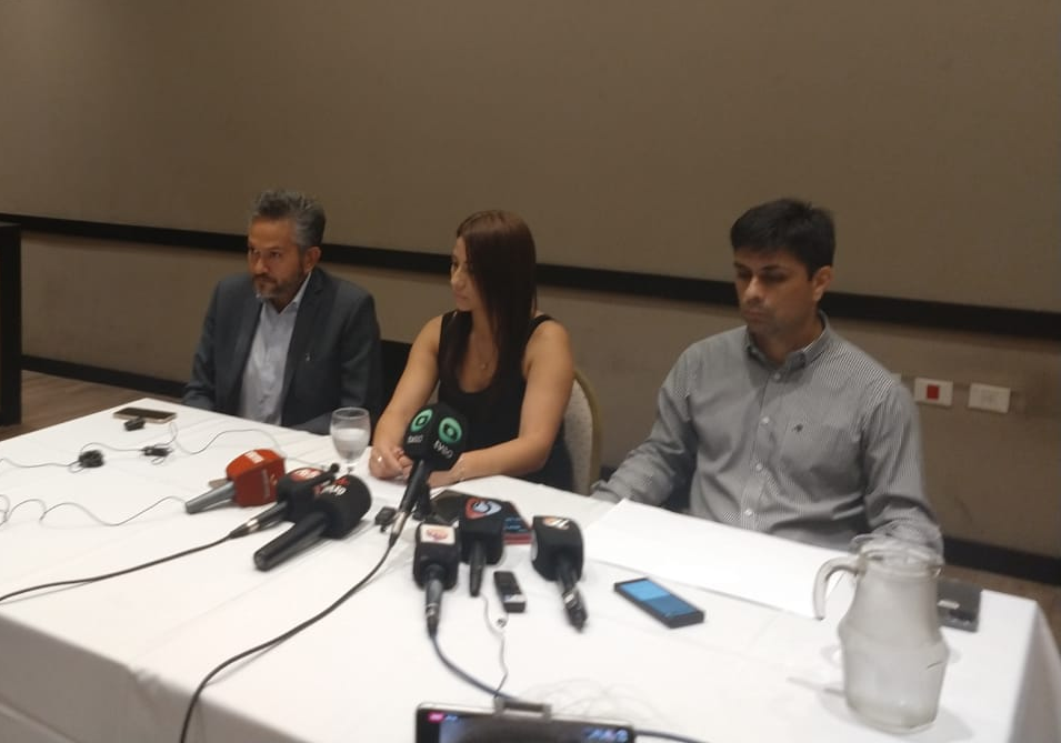 Natalia Rojas le respondió a Barrionuevo: "Después de 4 meses, en vez ...