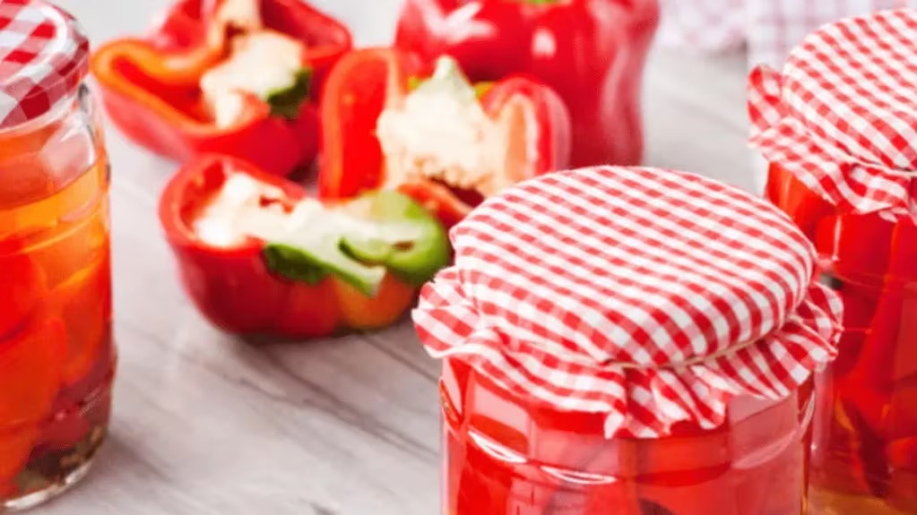 El paso a paso: ¿Cómo hacer morrones en conserva rápido ,fácil y con ...