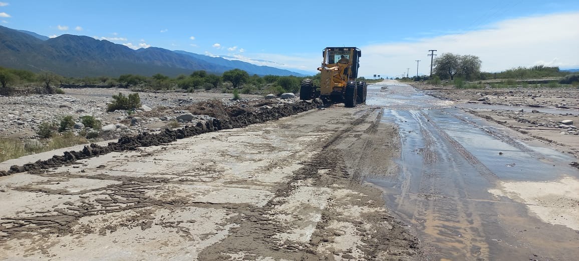 Vialidad Nacional culminó la limpieza de badenes en Ruta Nacional 40 ...