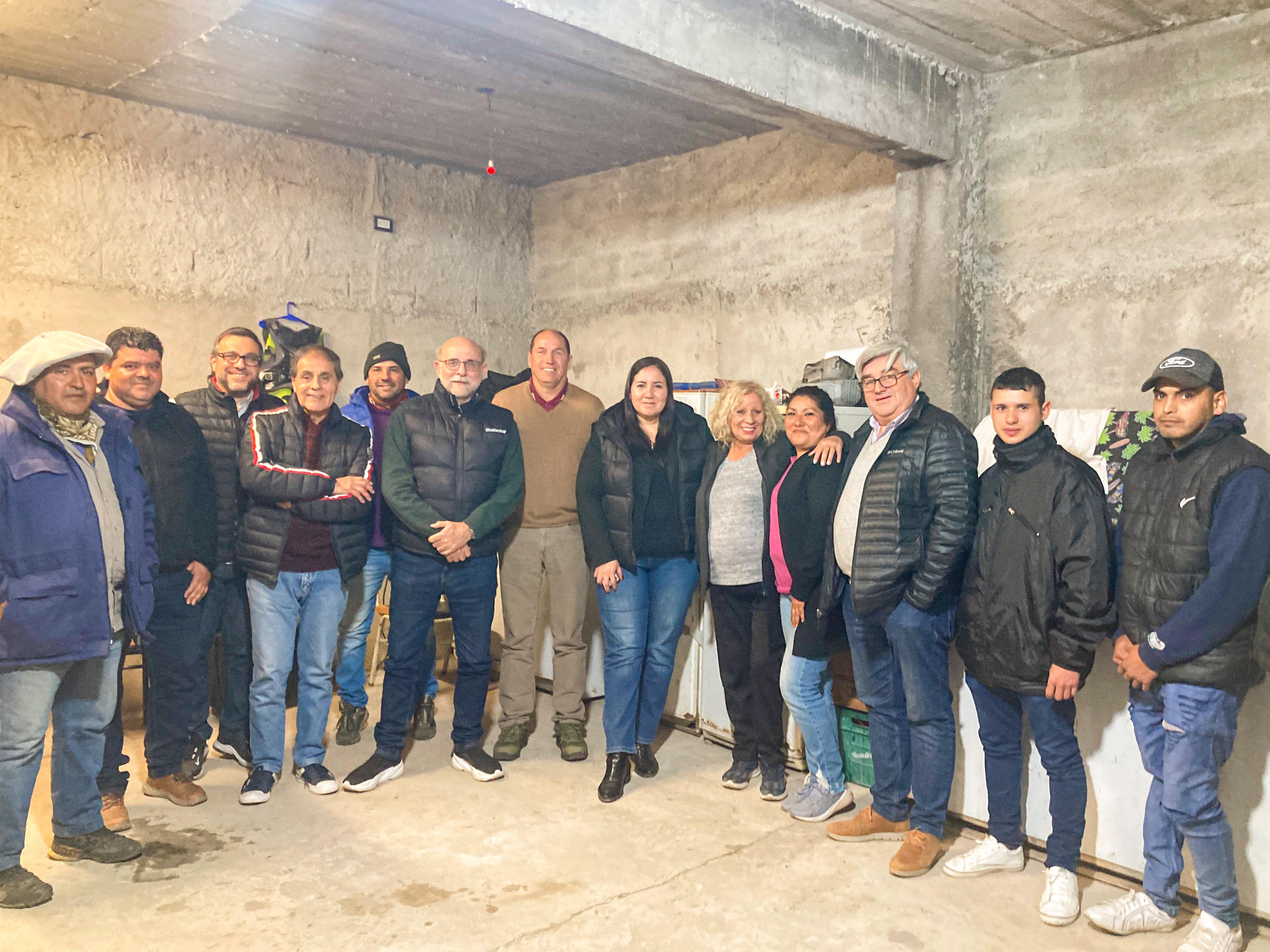 Fama se reunió con dirigentes radicales en Capayán y pidió "trabajar ...