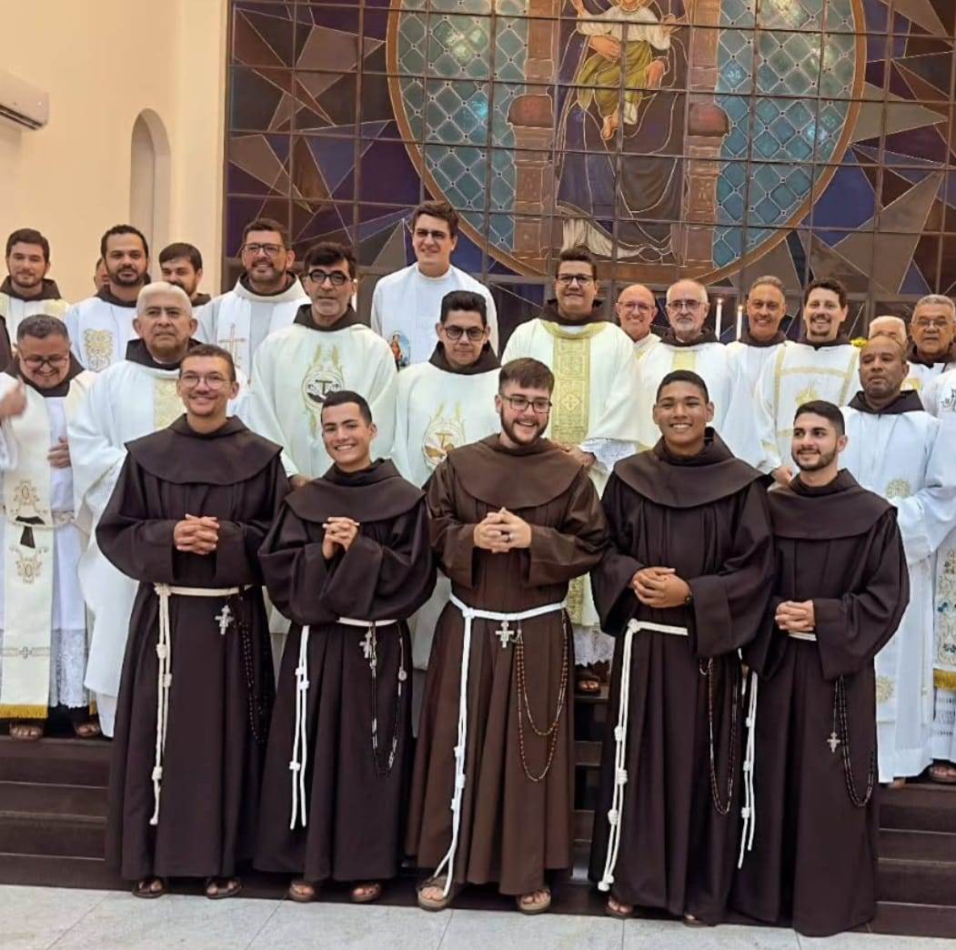 El catamarqueño Fray Juan Sosa Guzmán hizo los votos como franciscano ...