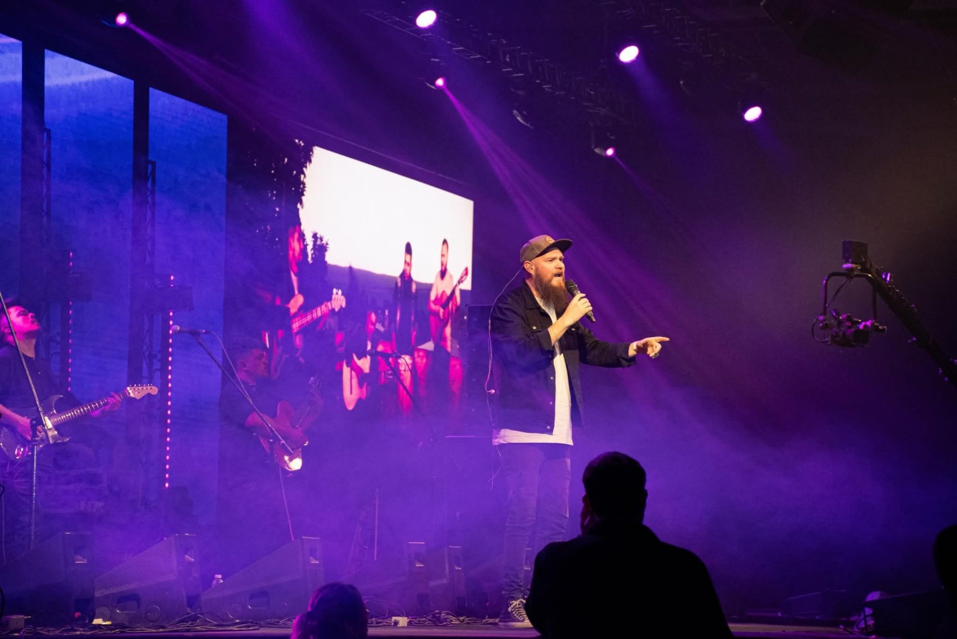 Cara Fea Y Belén Parma, los artistas destacados del Poncho 2025 - La ...