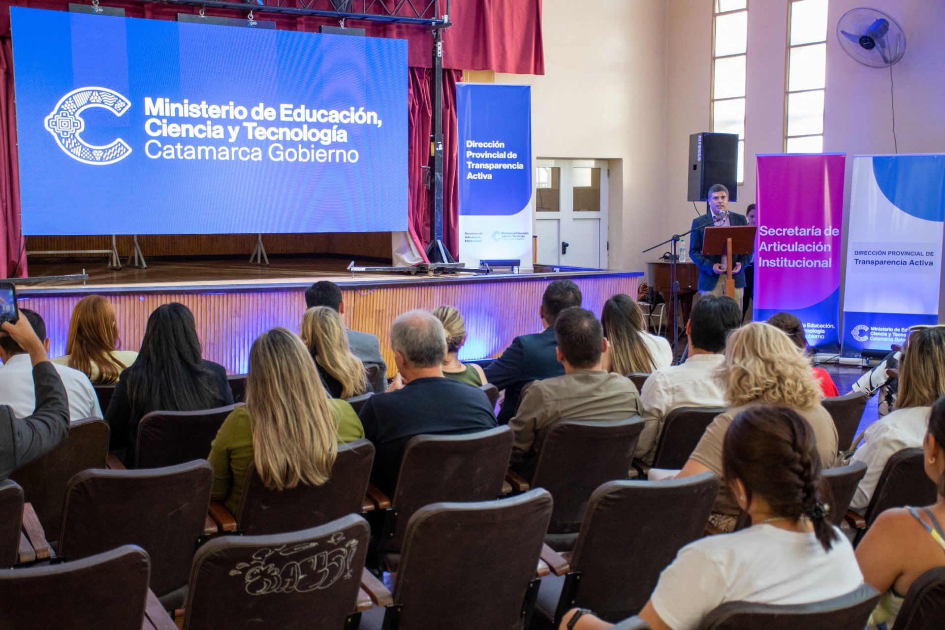 Catamarca lanzó la plataforma digital de Transparencia Activa para fortalecer la educación - La ...