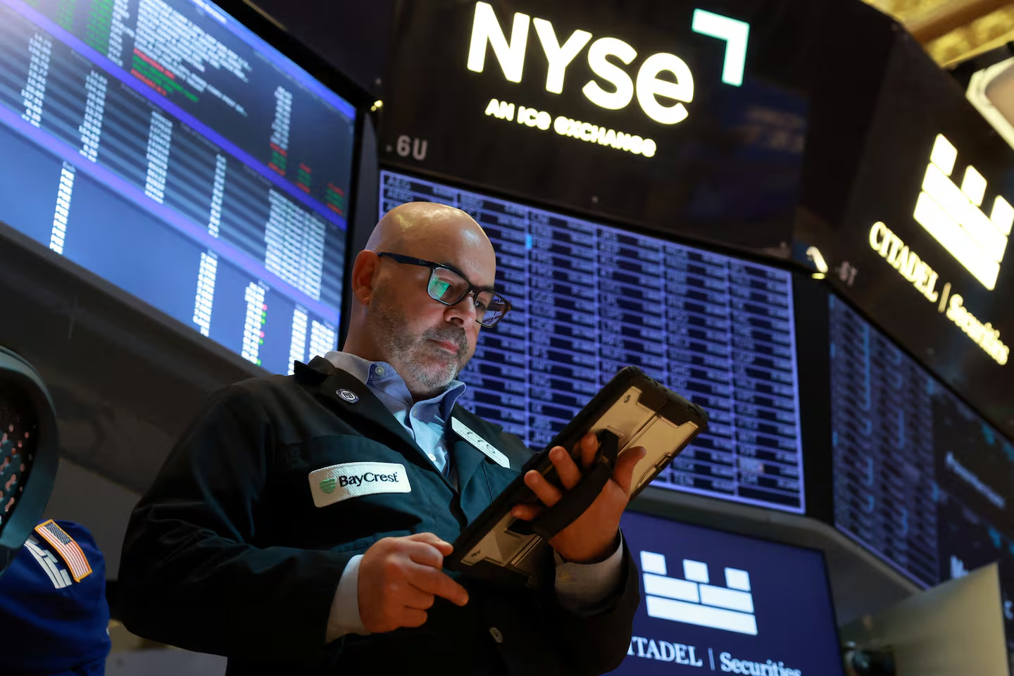 El riesgo país perfora los 500 puntos y las acciones en Wall Street ...